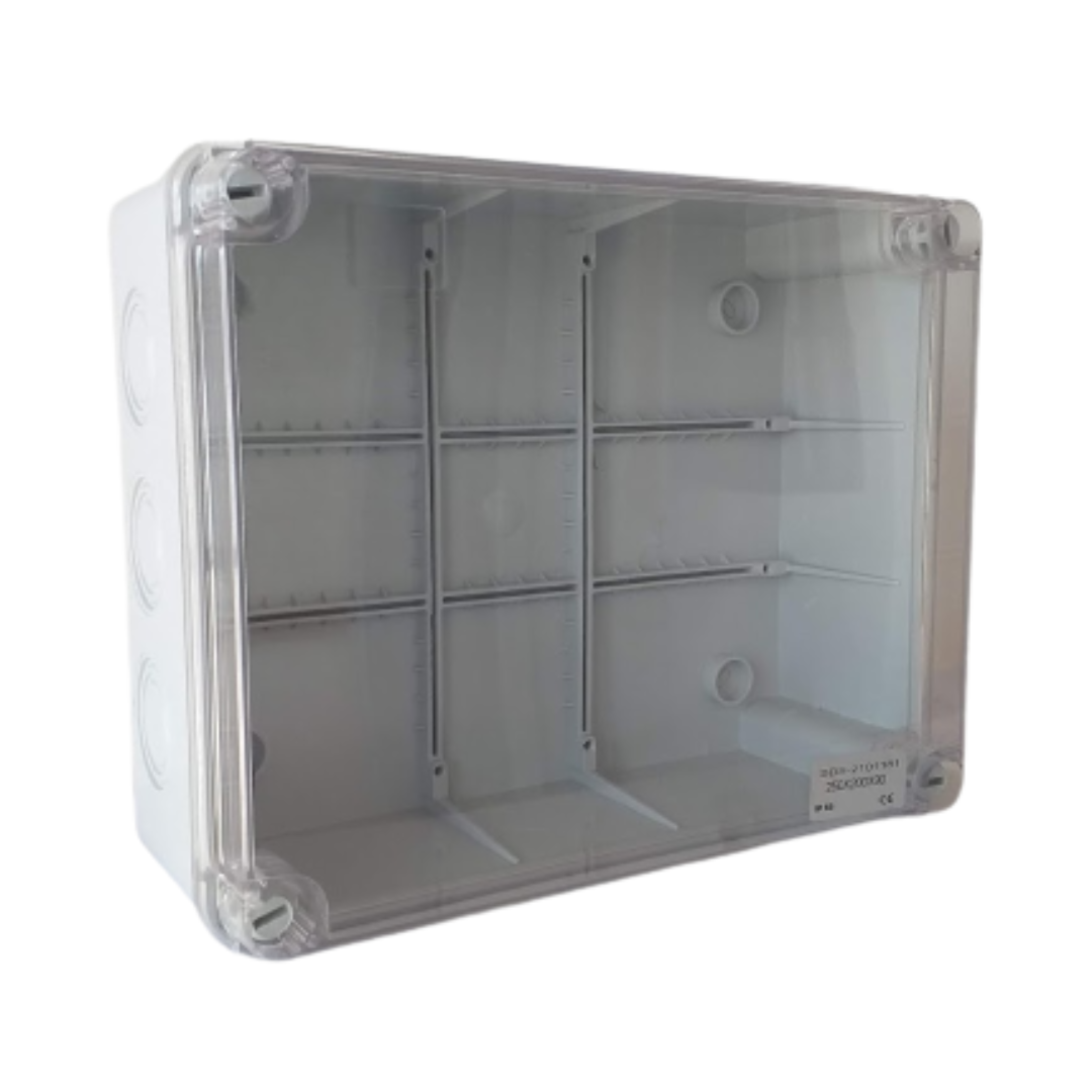 CAJA DE PASO PLÁSTICA CON TAPA TRANSPARENTE – R. C. TEISA, S.A.